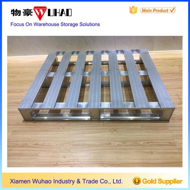 Silver Sturdy Stackable Metal Pallets Logistics Supermarket Use